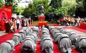 What Does It Mean To Kowtow?-Chinese Prostration