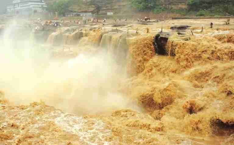 Where is the Yellow River located in china?