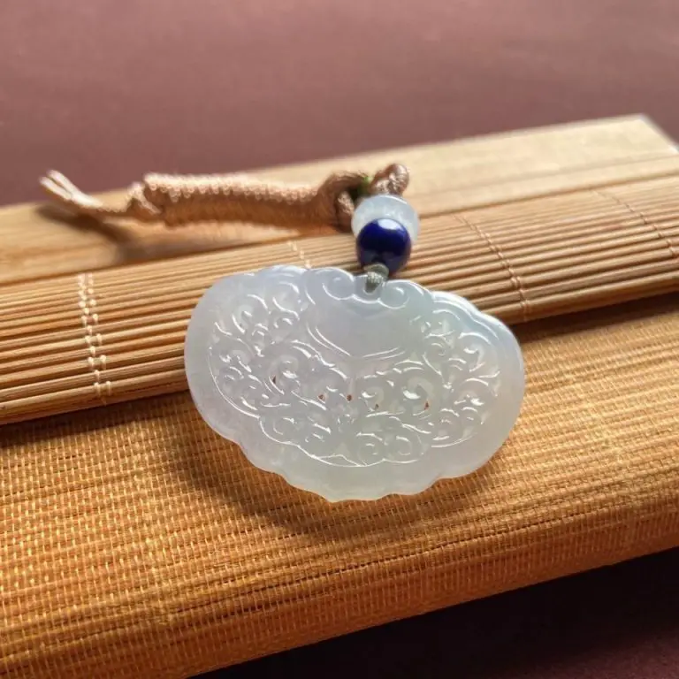 What Is a Chinese Lock?